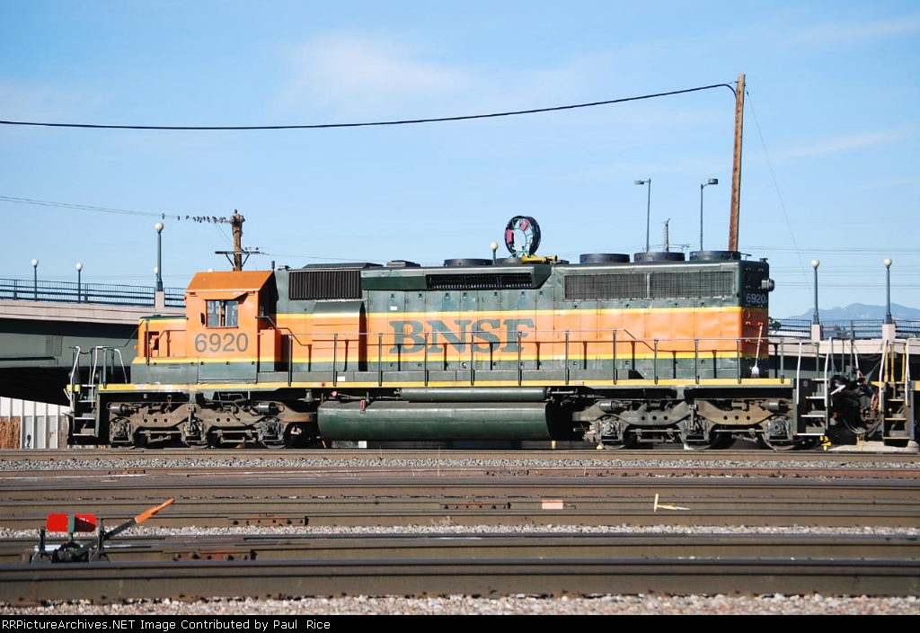 BNSF 6920